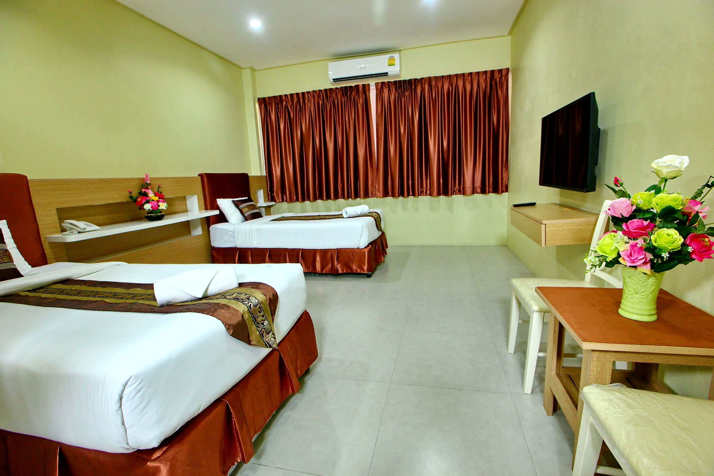 The Pine Resort | accommodation